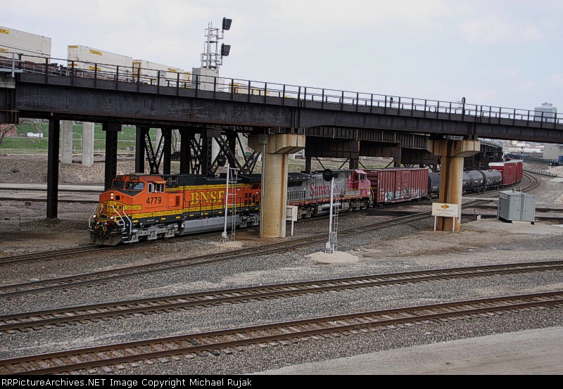 BNSF 4779